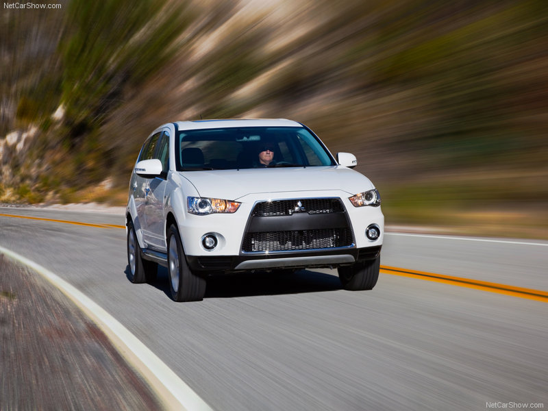 Mitsubishi Outlander GT с предница от Lancer Evo X | auto.dir.bg
