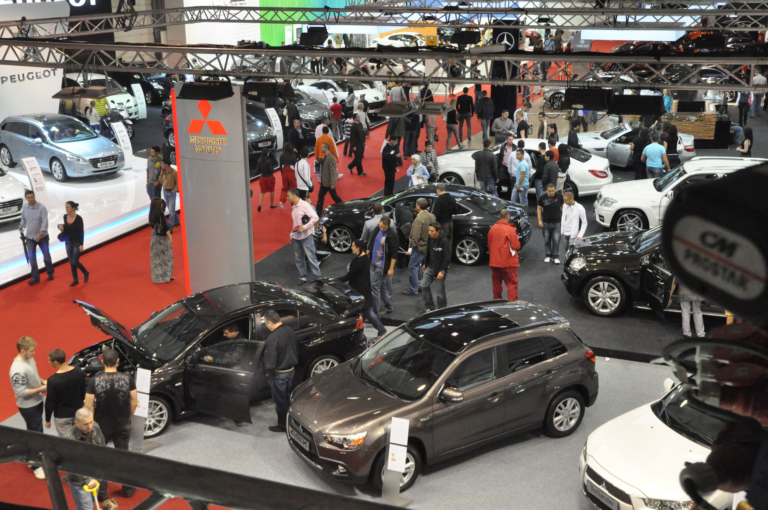 Продадоха единствената Lada Niva на Автосалона | auto.dir.bg