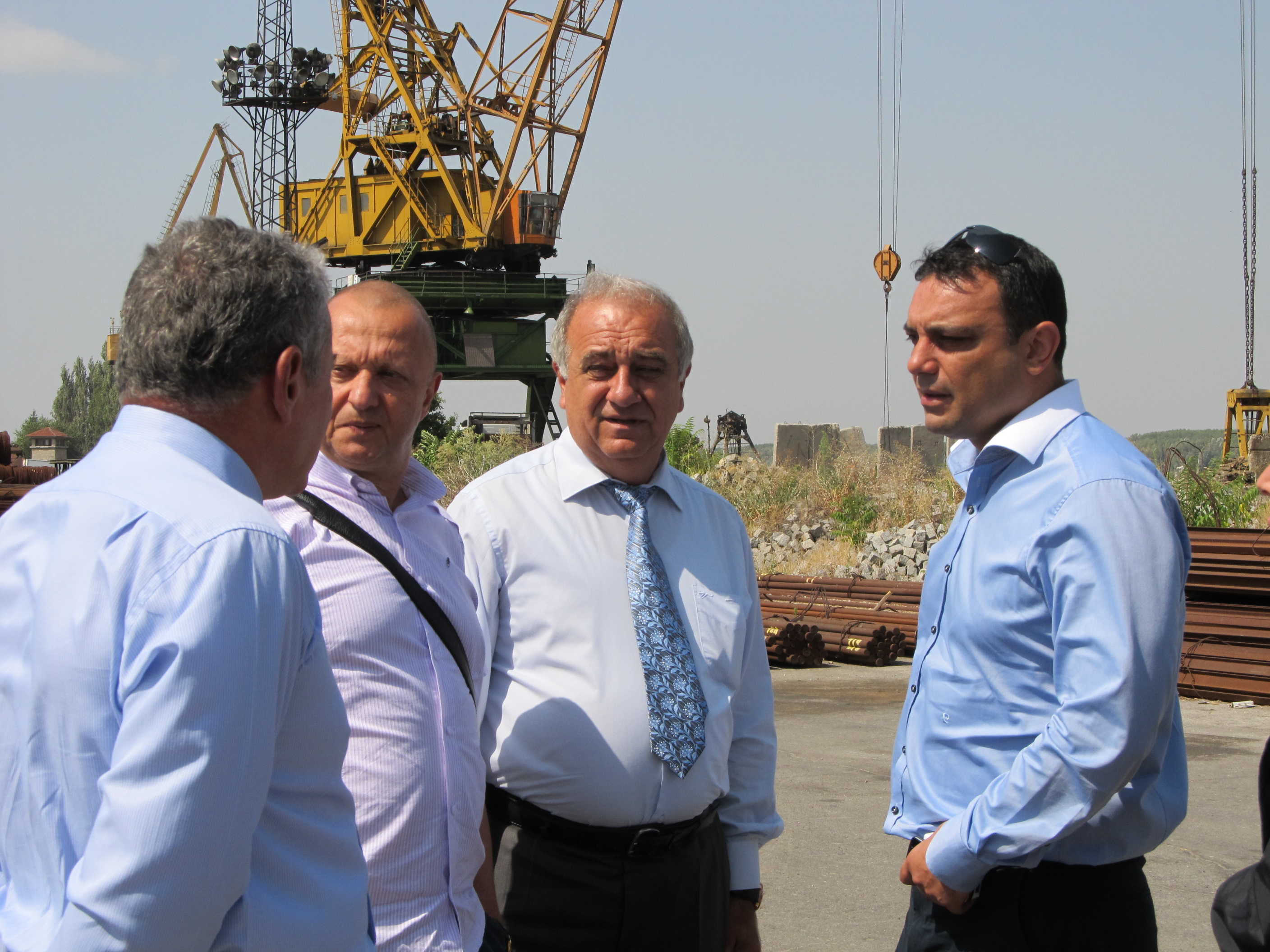 Коментари Свалят критериите за продажба на БДЖ ”Товарни превози” Бизнес Dir Bg