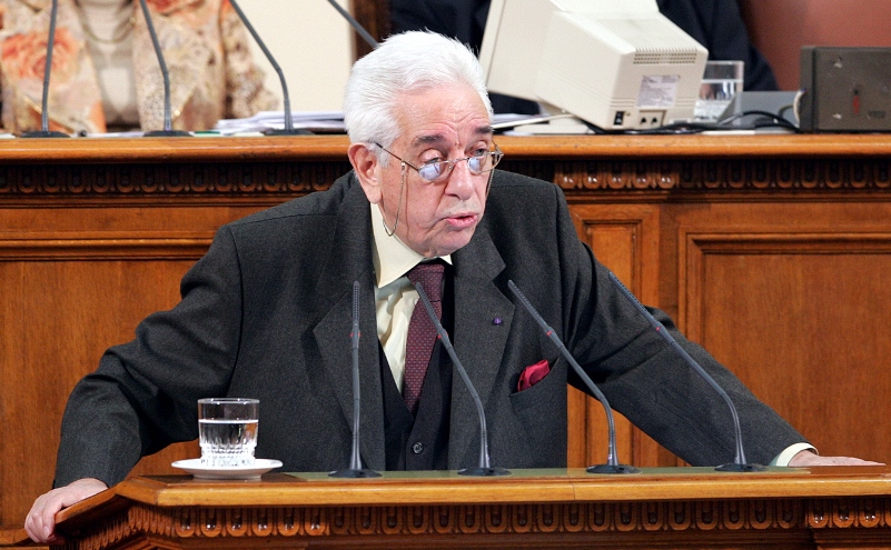 Почина доайенът на българската политика Гиньо Ганев | dnes.dir.bg