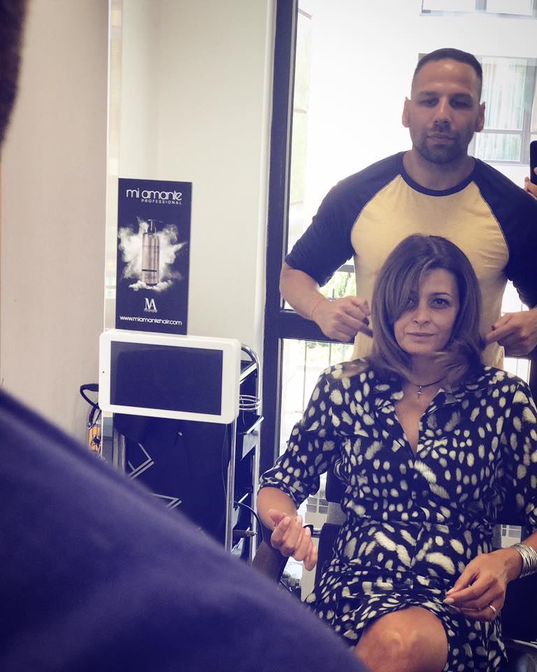 Десислава Радева при фризьора си Лайф Dir Bg