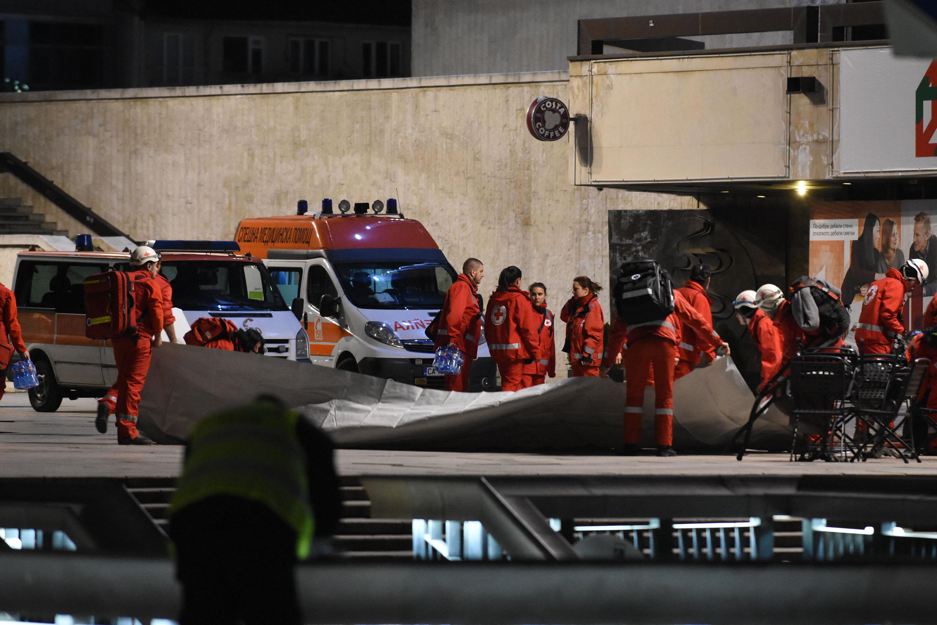 Мащабно учение блокира района около НДК | dnes.dir.bg