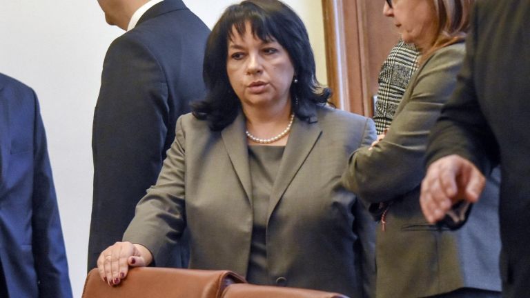 Теменужка Петкова призова спекулациите по темата да престанат, но ...