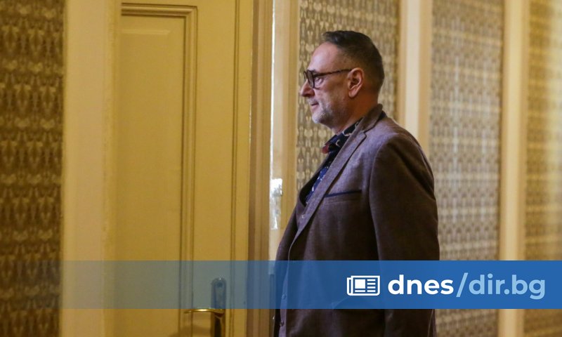 Транспортират в България Любен Дилов-син, още е в рисково състояние ...