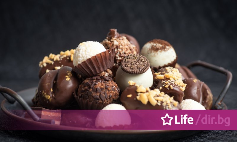 Коментари Смелчаци опитаха шоколадови бонбони с най лютата чушка в света на изложение в Париж