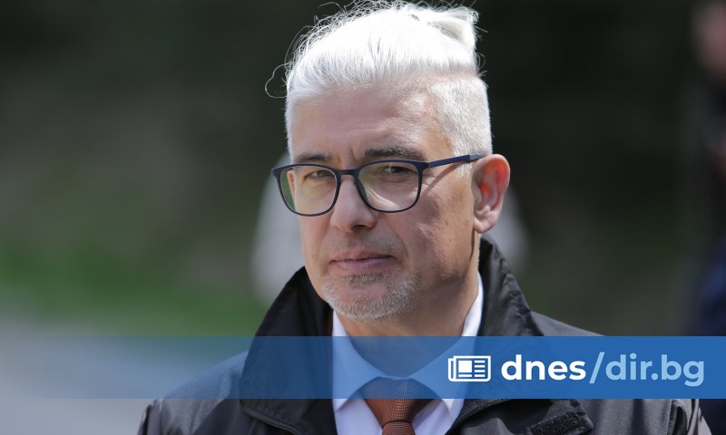 Прекратиха избора на шеф на НСлС, говорителят Мариан Маринов поема ...
