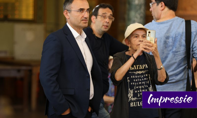 Председателят на Организацията на евреите в България Шалом Александър