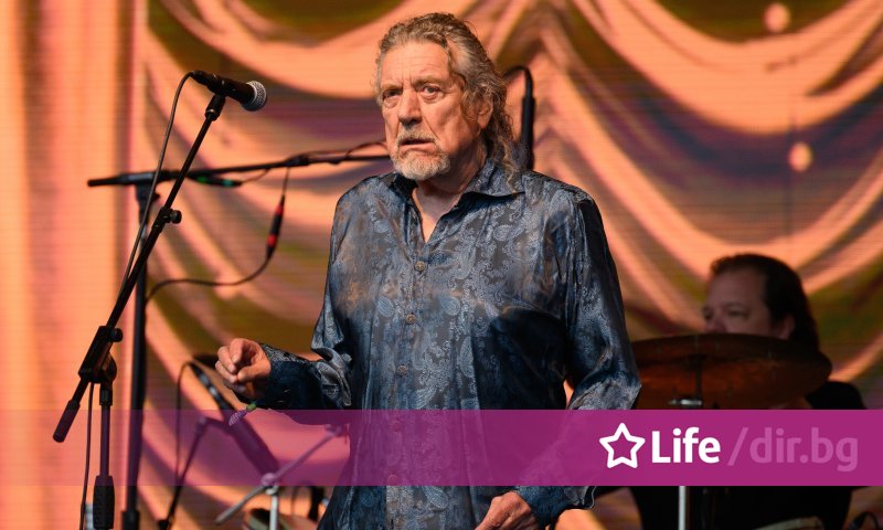 20 години по късно Робърт Плант отново запя Stairway To Heaven Life