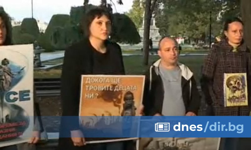 Протест за чист въздух посрещна новия Общинския съвет в Русе | dnes.dir.bg