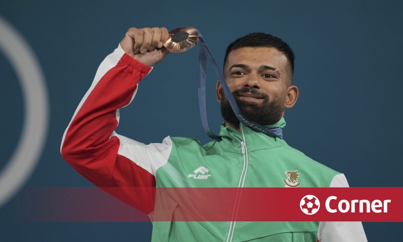 Божидар Андреев вдигане на тежести категория до 73 кг бронз Страхотен Corner Dir Bg