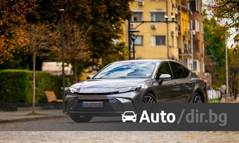 Новата Toyota Camry Hybrid се устреми към премиум сегмента | auto.dir.bg