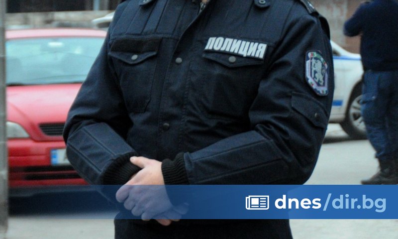 Коментари - Обесилият се полицай е бил обвиняем за убийството на 18-годишния Светослав | dnes.dir.bg