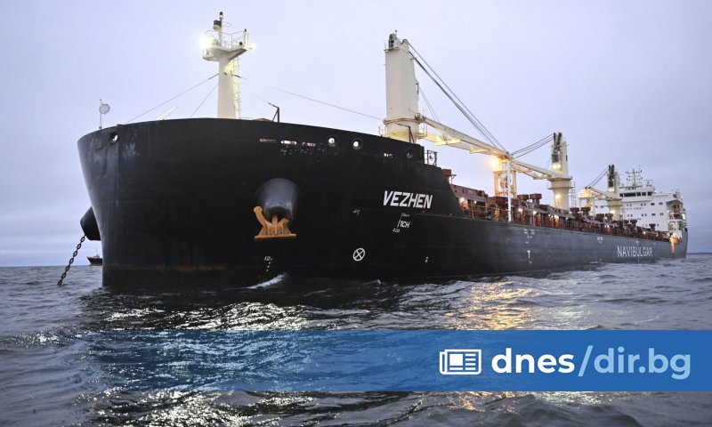 Коментари - "Български морски флот": Възможно е "Вежен" да е скъсал кабел при буря, но не е ...
