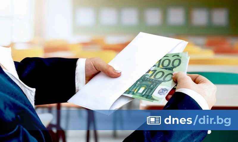 Коментари - Арестуваха гимназиална директорка с 10 000 лв. подкуп от фирма, ремонтираща с ...