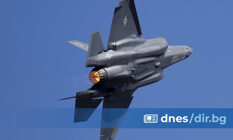 Срещу "неоперативност" на C-400 Ердоган може да получи от Тръмп F-35 | dnes.dir.bg
