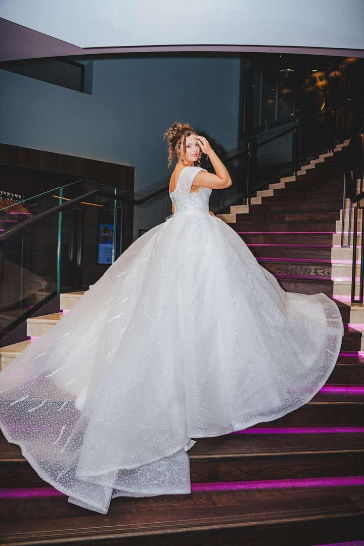 Елена Ивайлова Василева град София Националната гимназия за древни езици и култури Свети