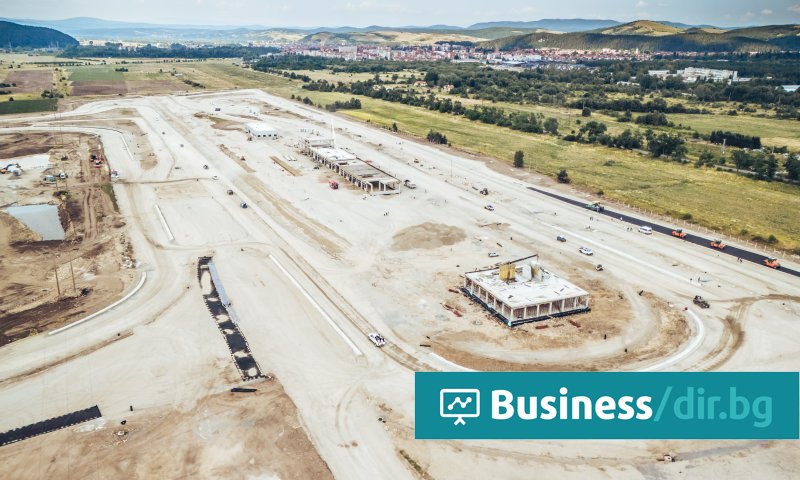 България влиза в световната карта на моторните спортове с LARA Racing ...