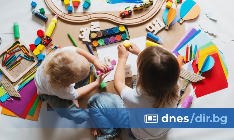 Изоставените деца у нас са 8000, но само 850 от тях могат да бъдат осиновени | dnes.dir.bg