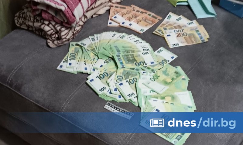 Инспекторите от ДАИ рекетирали екипа на Роби Уилямс с Google преводач, взели им 500 евро (снимки ...