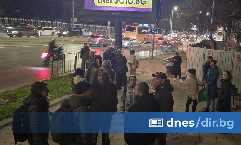 Коментари - Три квартала на протест срещу 16-етажна сграда на мястото на бившата баня "Ситняково ...