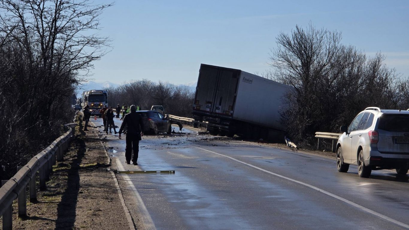 Предизвикалият катастрофата със загинал лекар е с 18 акта и 6 фиша, отнемали му книжката | dnes ...