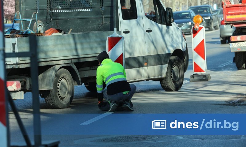 Ремонтът на булевард "Иван Вазов" в Бургас излиза в празнична ваканция ...